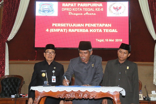 DPRD KOTA TEGAL TETAPKAN 4 PERDA KOTA TEGAL. – Pemerintah Provinsi Jawa ... DPRD KOTA TEGAL TETAPKAN 4 PERDA KOTA TEGAL. – Pemerintah Provinsi Jawa ...