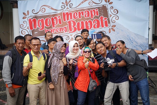 Ngopi Merapi Bareng Bupati – Pemerintah Provinsi Jawa Tengah Ngopi Merapi Bareng Bupati – Pemerintah Provinsi Jawa Tengah