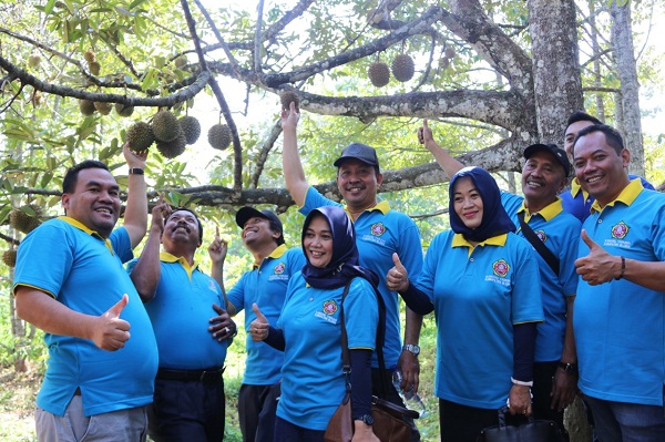 Ayo Dolan Blora, Berkeliling Agro Wisata Kampung Durian Nglawungan ...