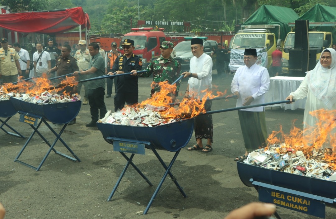 Upaya Pemkab Semarang dan Kendal Berantas Rokok Ilegal – Pemerintah ...