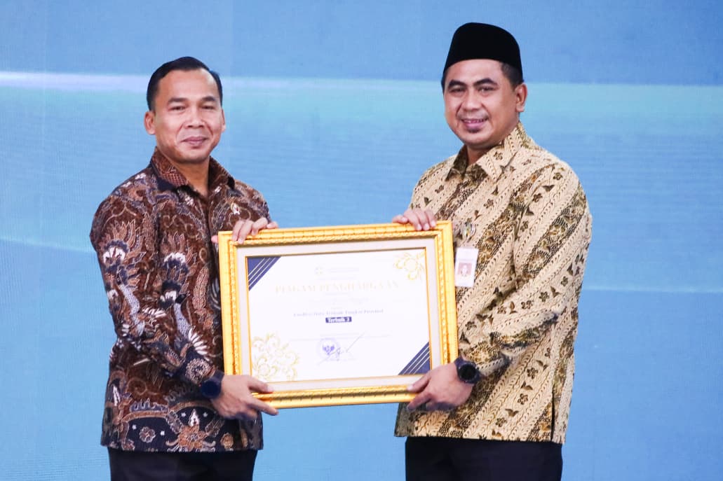 Miliki Kualitas Data yang Baik, Pemprov Jateng Raih Penghargaan dari ...